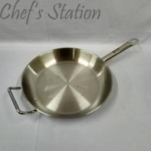Stainless Steel Frying Pan Sandwich Bottom with Helper – ChefStation.com.my