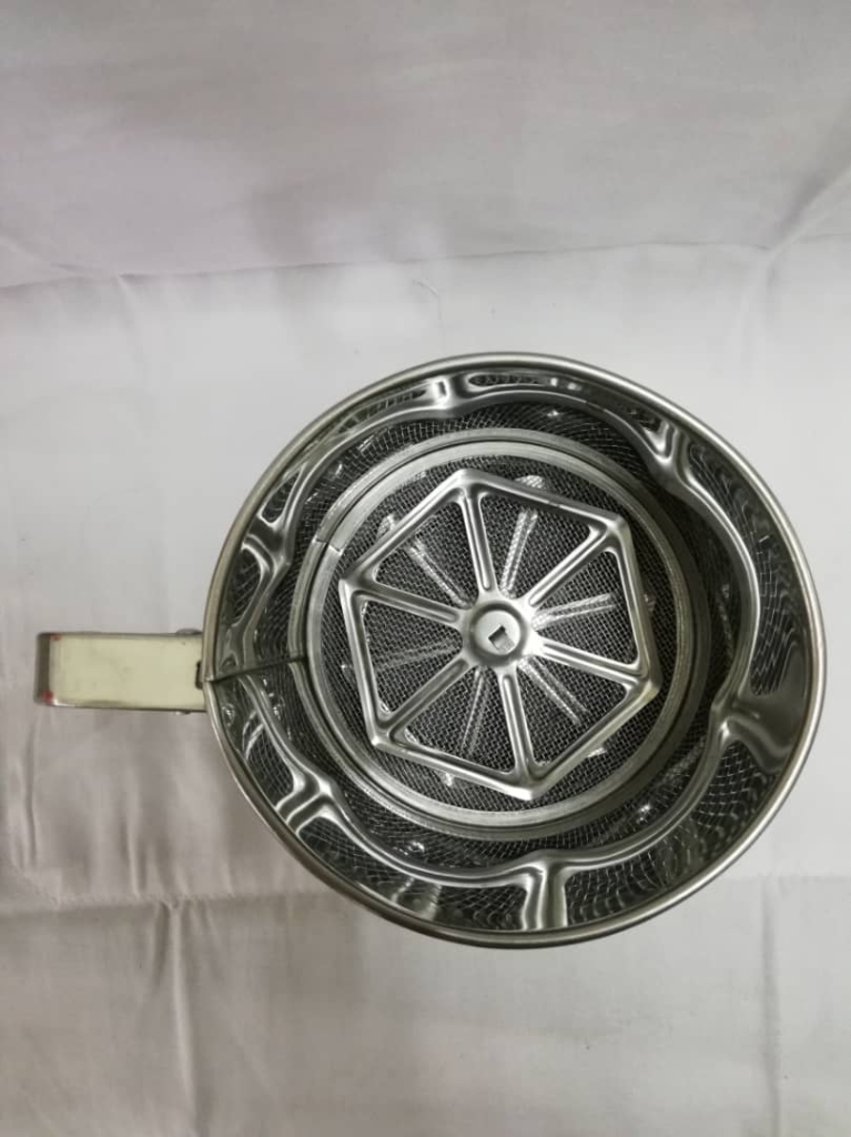 Stainless Steel Hand Held Sieve – ChefStation.com.my